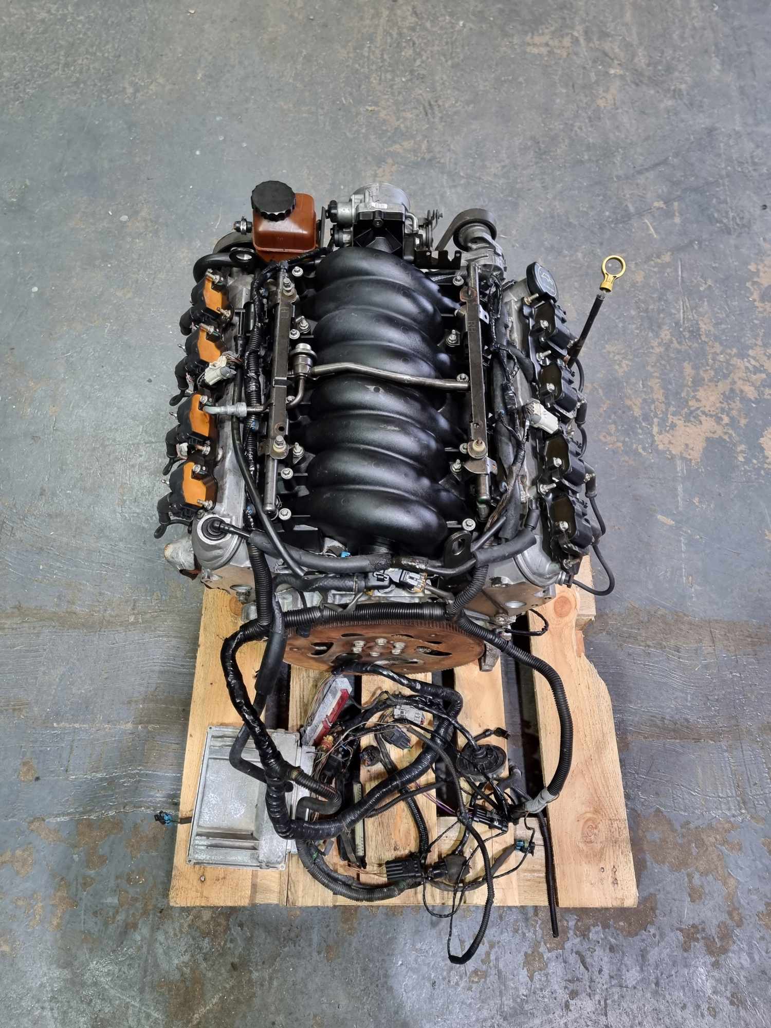 CHEVY 5.7L LS1 ALUMINIUM V8 COMPLETE ENGINE SWAP | Thunderrollingwheels